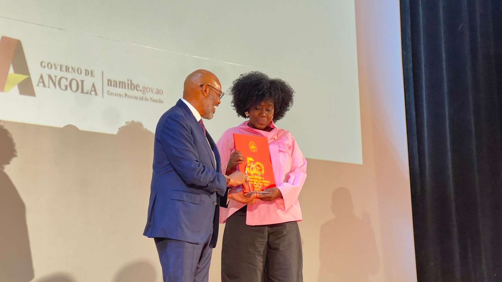 Ema Samali Henriques da Silva recebe homenagem nos 50 Anos da ...